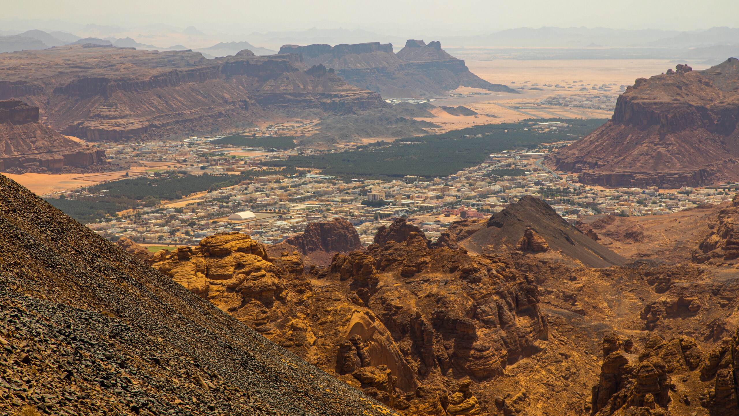 2023 Al-'Ula Travel Guide | Expedia Philippines