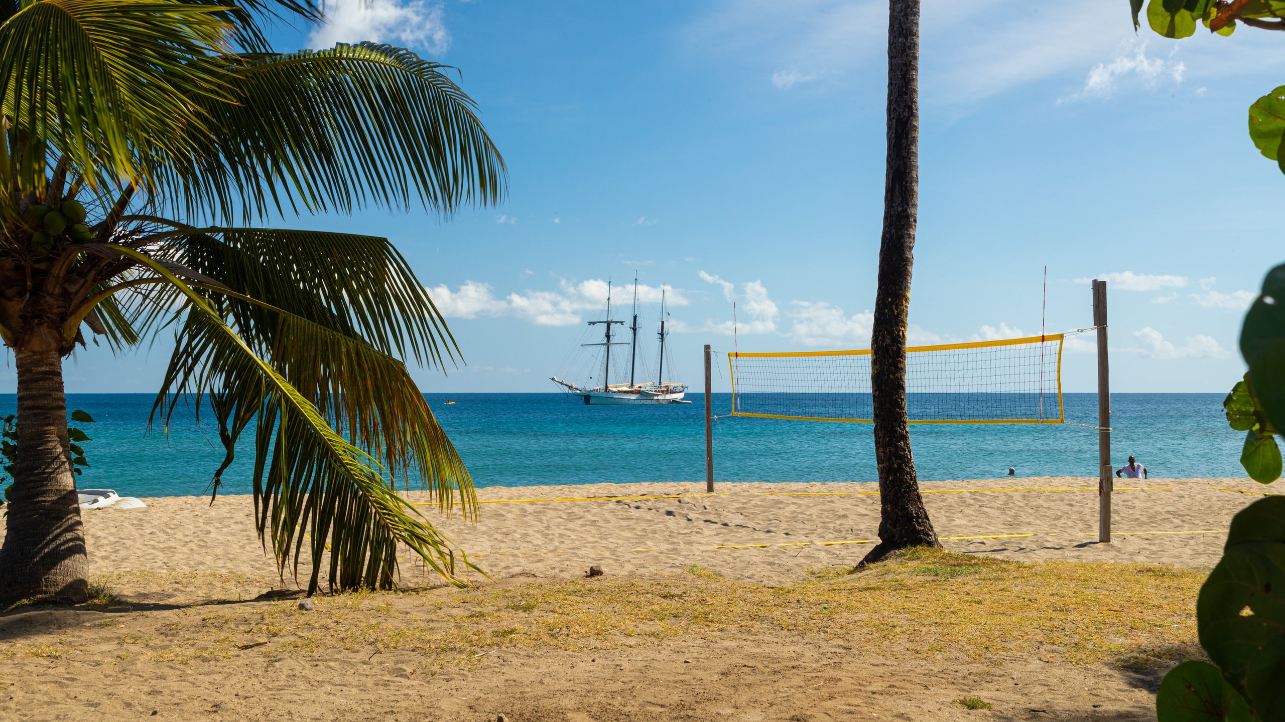 Frigate Bay Beach, Basseterre holiday accommodation: holiday houses ...