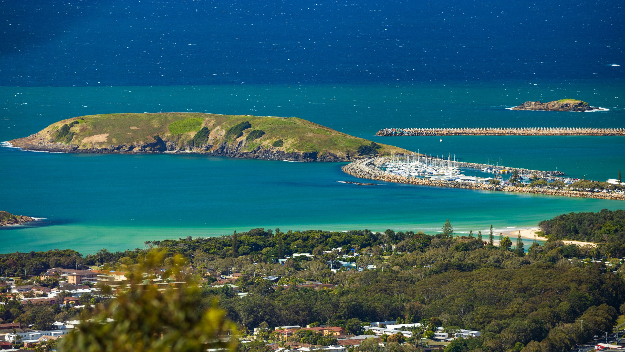 Forest Sky Pier, Coffs Harbour Vacation Rentals: house rentals & more ...