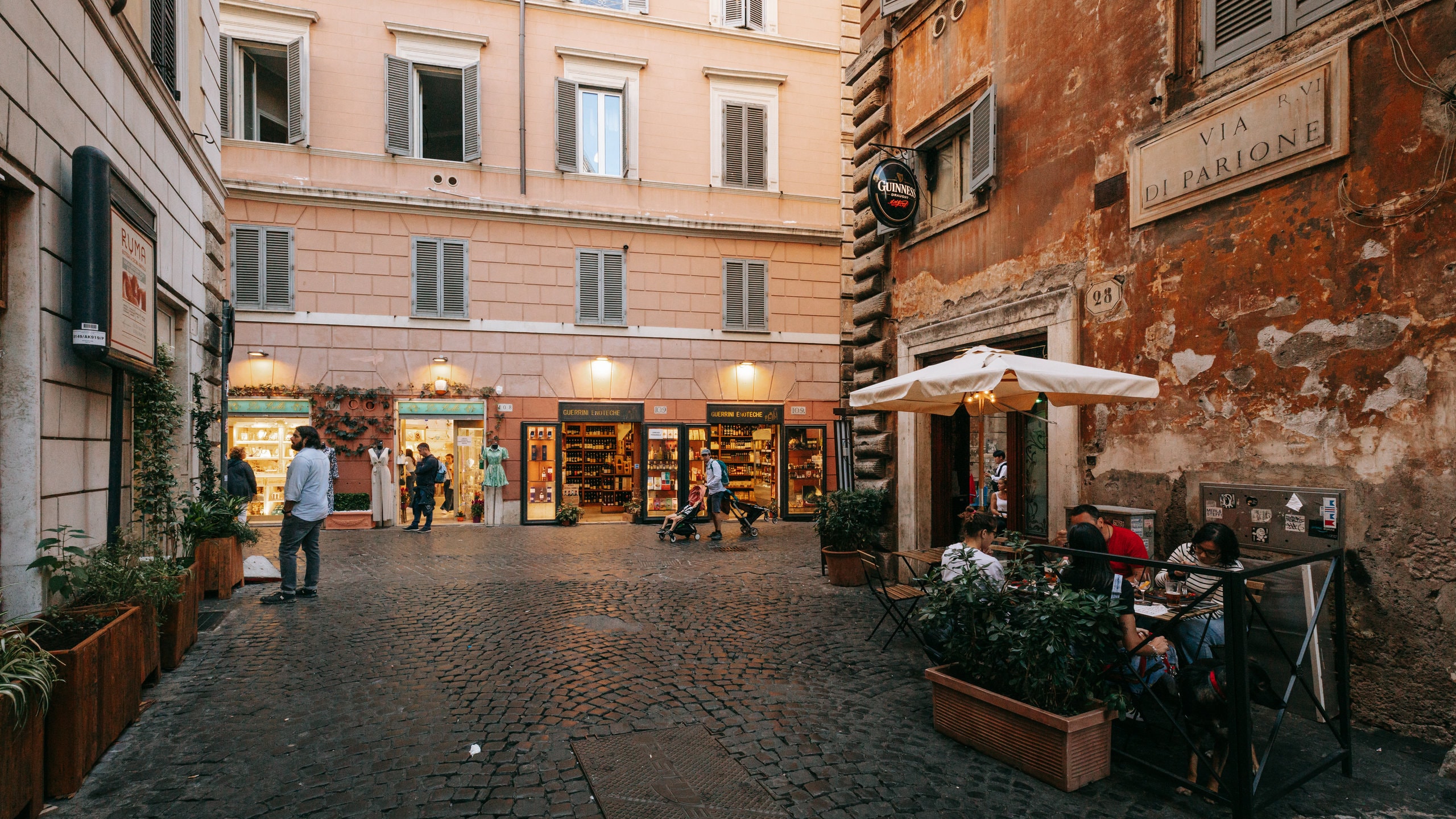 Parione Travel Guide: Best of Parione, Rome Travel 2024 | Expedia.co.uk