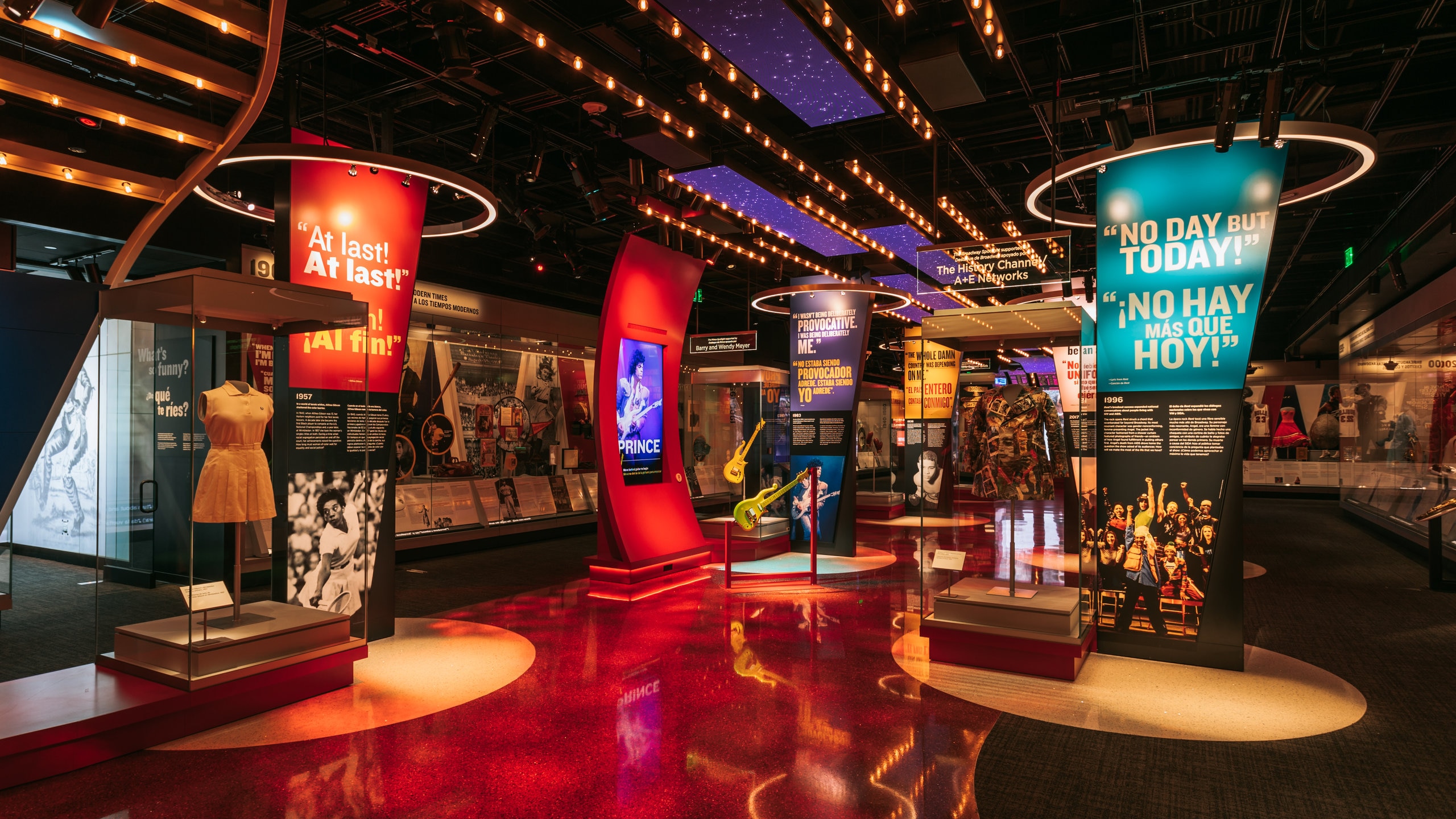 Visita Museo Nacional de Historia Americana en Noroeste - Tours ...