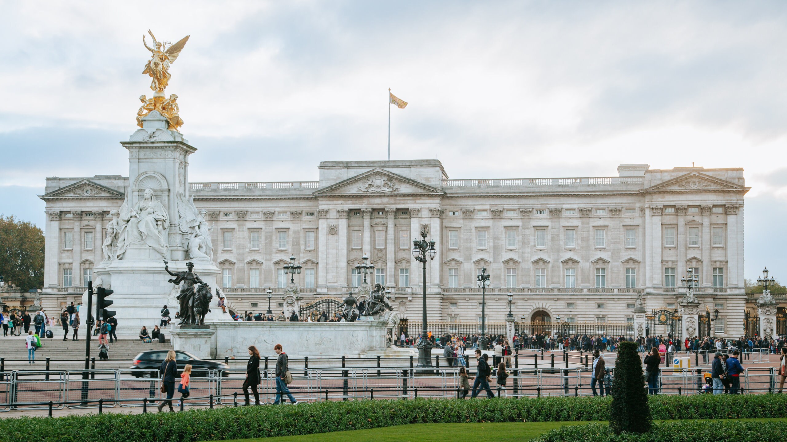 Buckingham Palace London England Royal Family Shares Sneak Peek Of