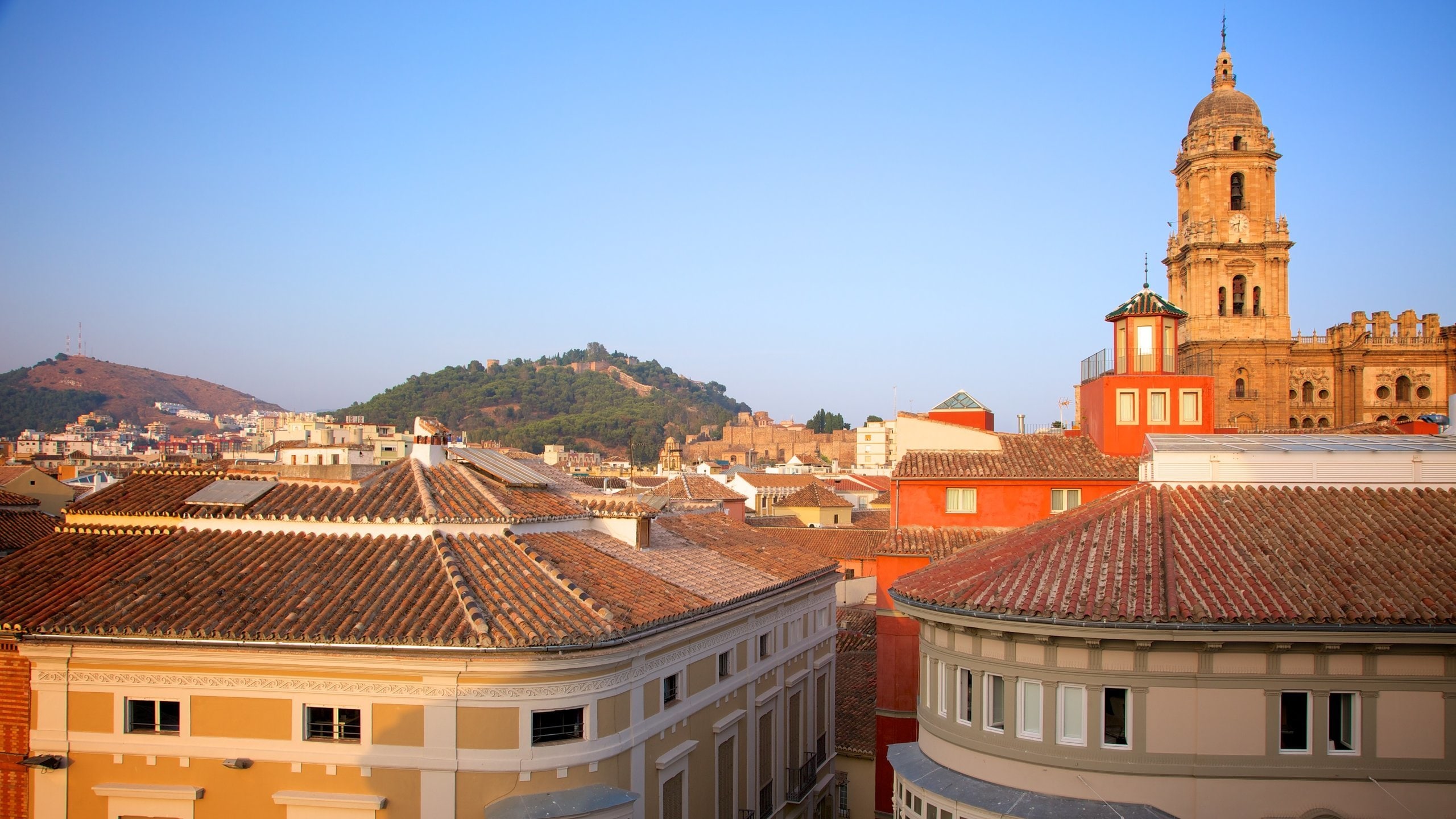 Visit Malaga Historic Centre: 2021 Travel Guide for Malaga Historic ...