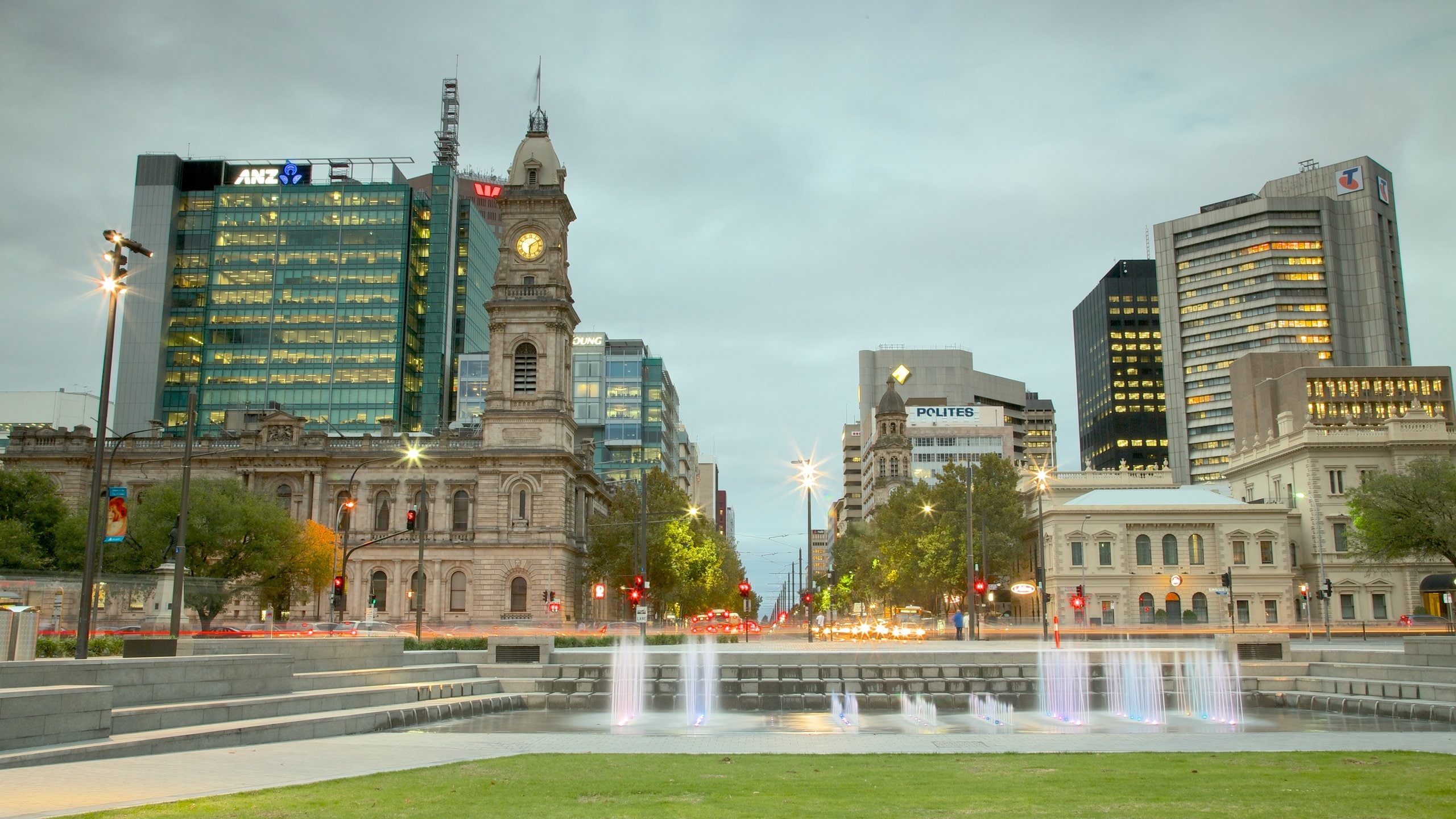 Victoria Square, Adelaide holiday accommodation from AU$ 134/night | Stayz