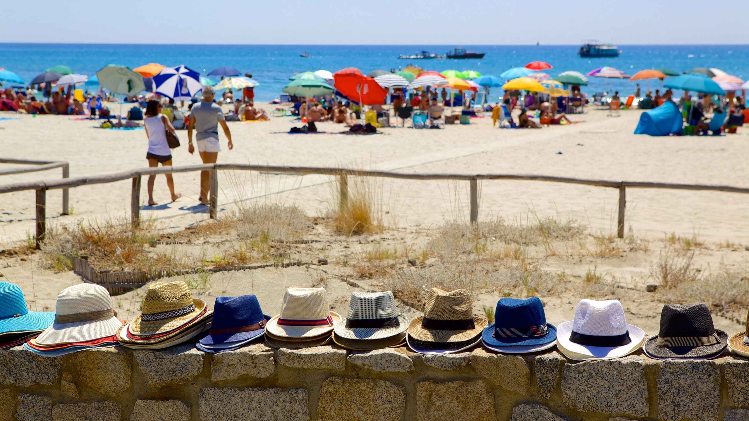 Spiaggia di Simius a Sardegna: Tour e Visite Guidate | Expedia.it