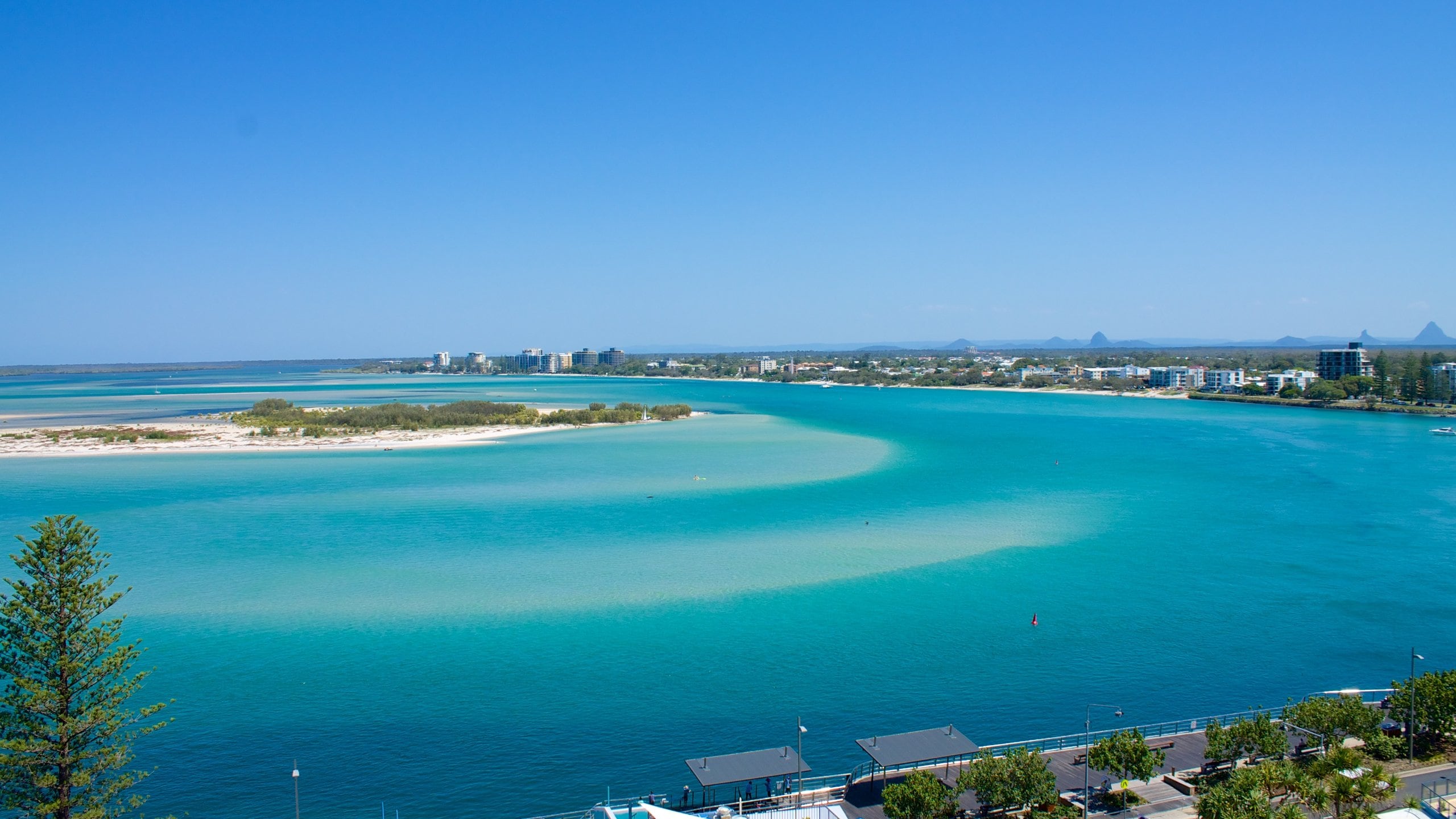 Bulcock Beach, Caloundra holiday homes: holiday houses & more | Bookabach