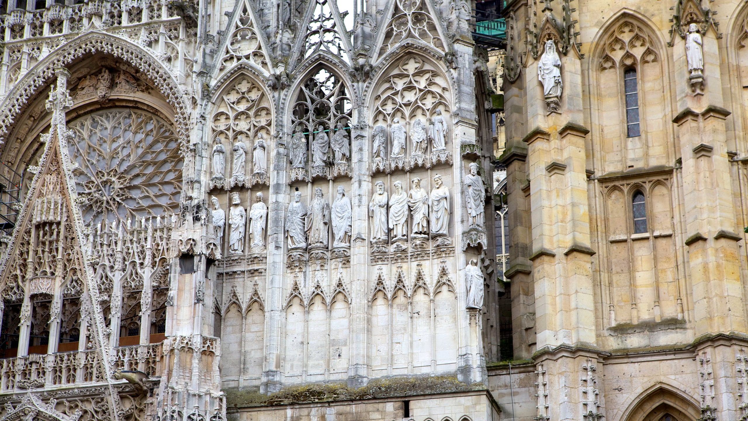 Visita Catedral de Rouen en Centro de la ciudad de Rouen - Tours ...