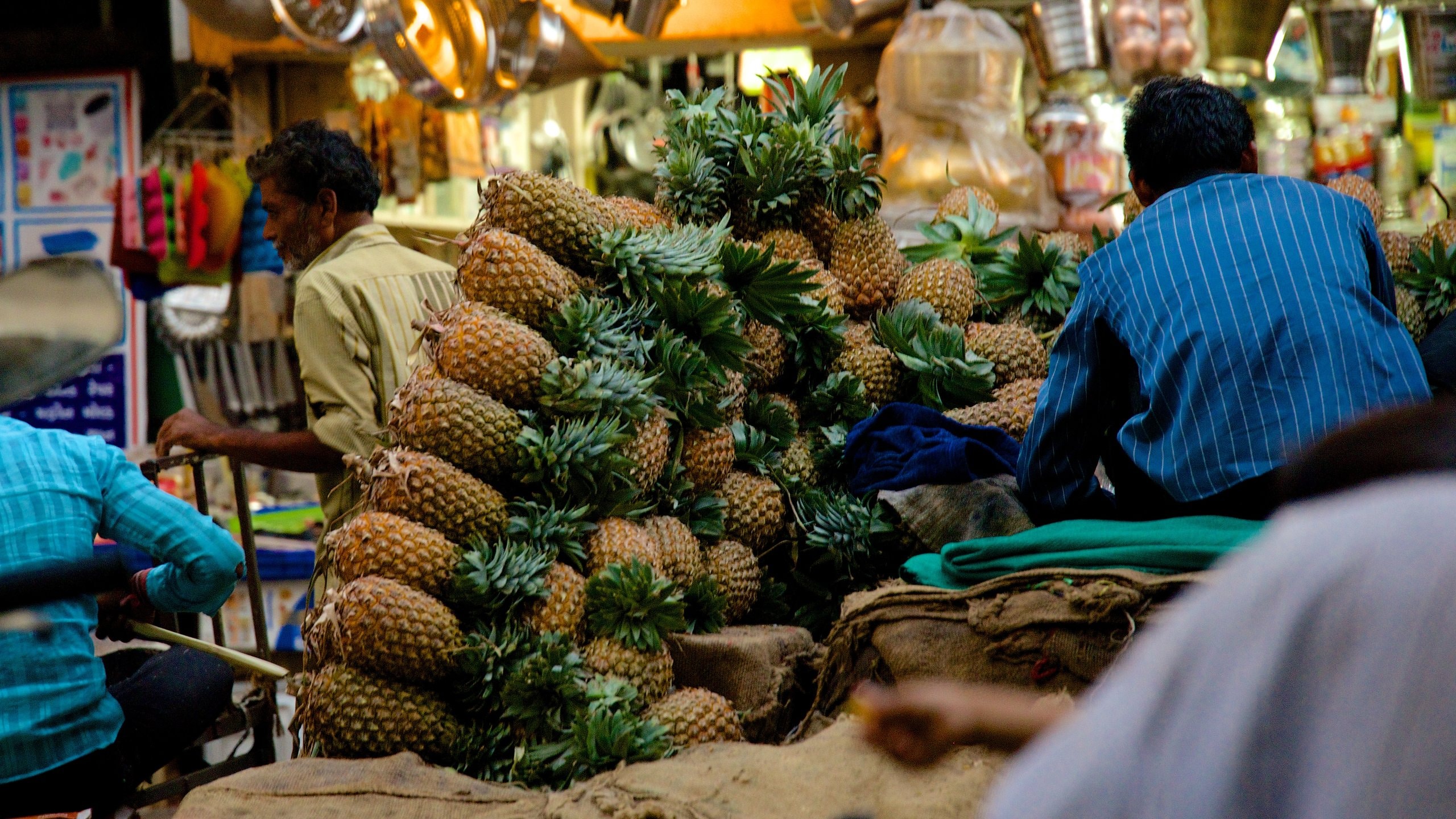 Where to Stay in Ahmedabad: Best neighborhoods | Expedia