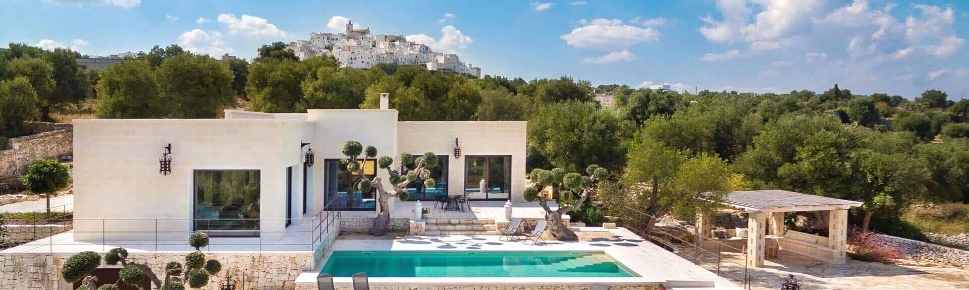 international-puglia-italy.jpg?impolicy=fcrop&w=1920&h=580&q=medium