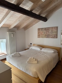 The main bedroom - this had LOTS of storage!