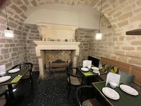 Frukostmatsalen i källarvalven