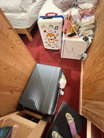 No space for suitcases !