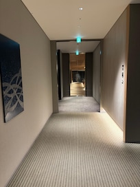 大浴場に向かう廊下