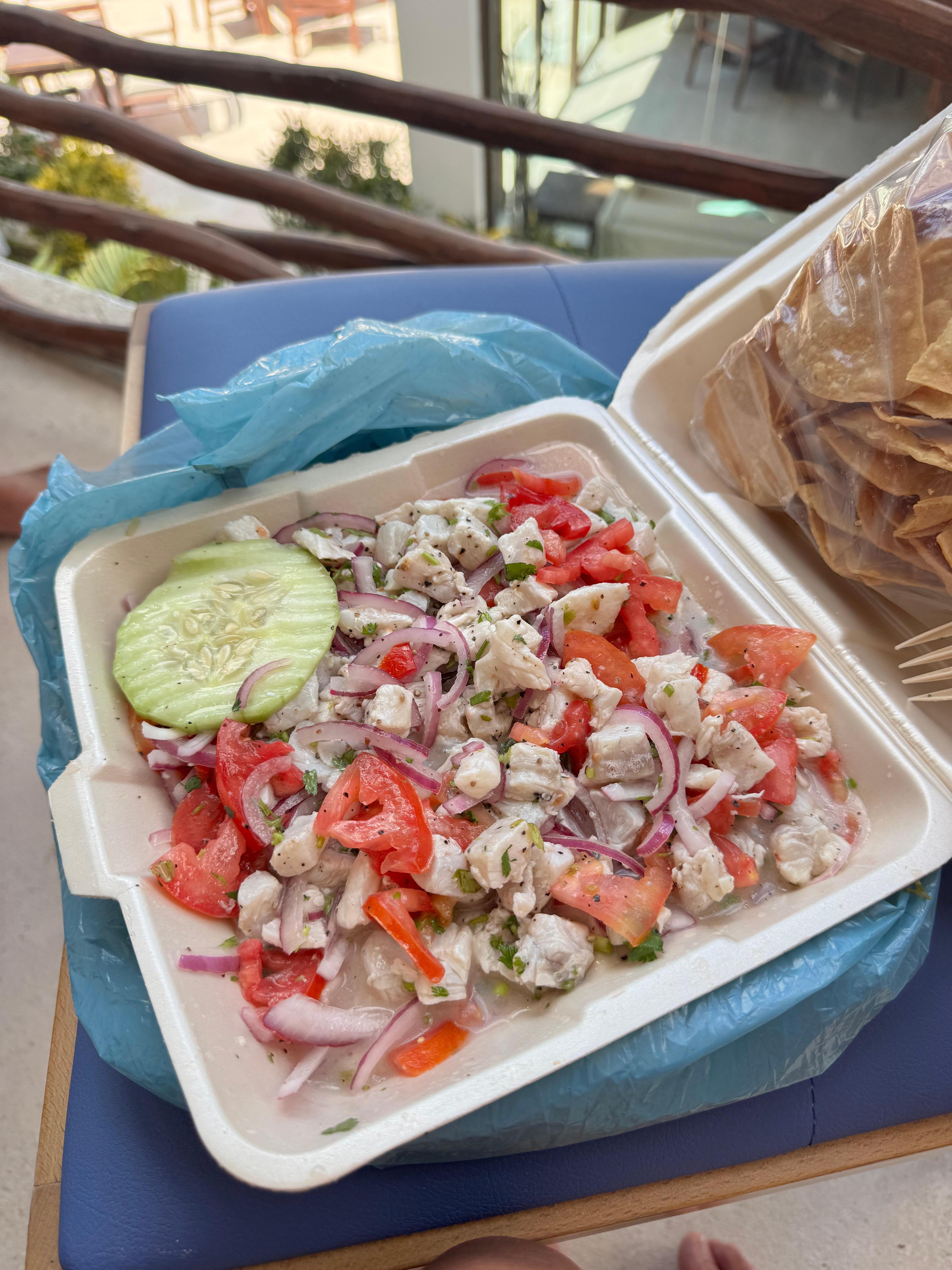 Ceviche a 300 pesos dun autre  resto que celui de hotel mais tout pres 