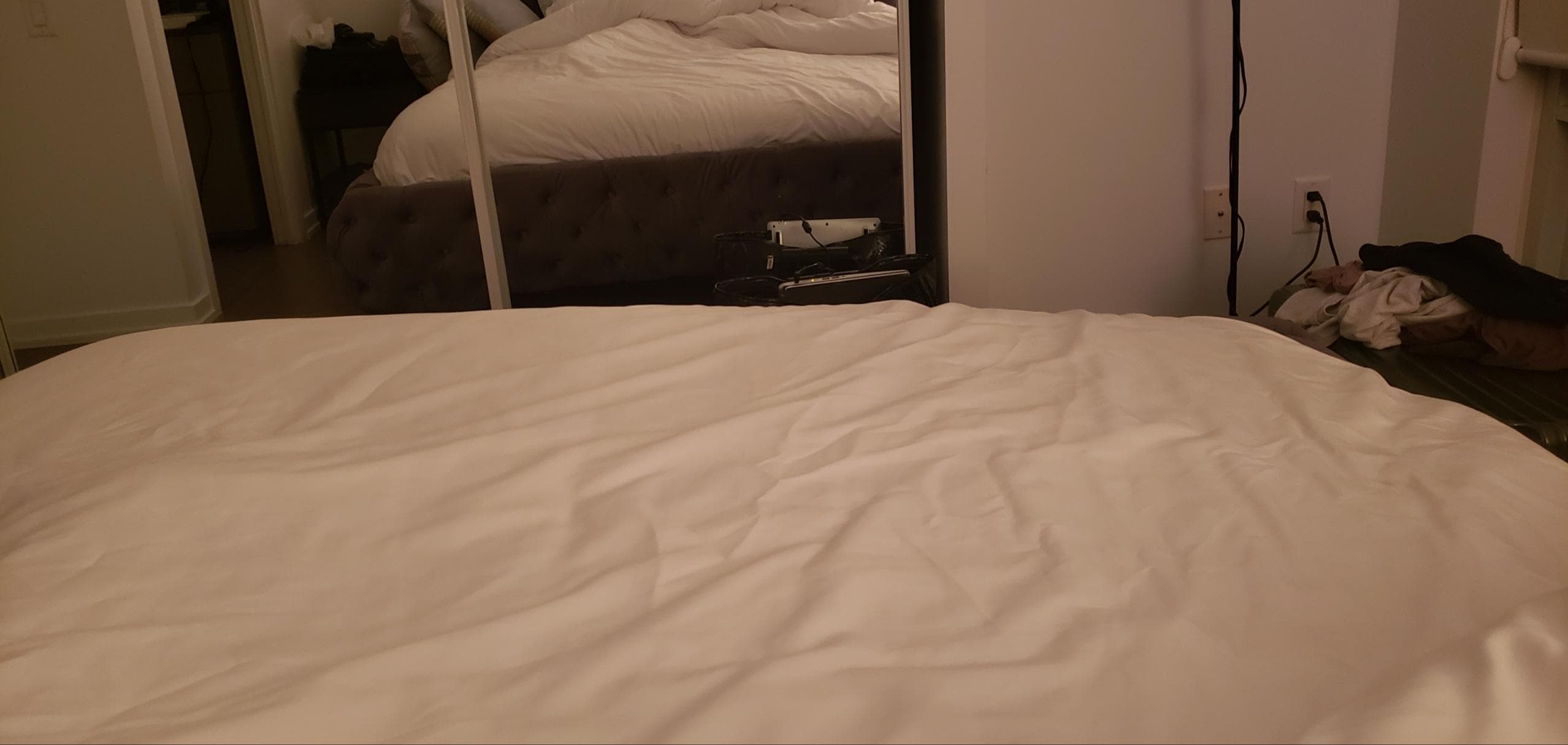 noticeable lop sided mattress. very uncomfortable, i kept rolling over. Glad I was by myself couldn't imagine sharing with someone. 