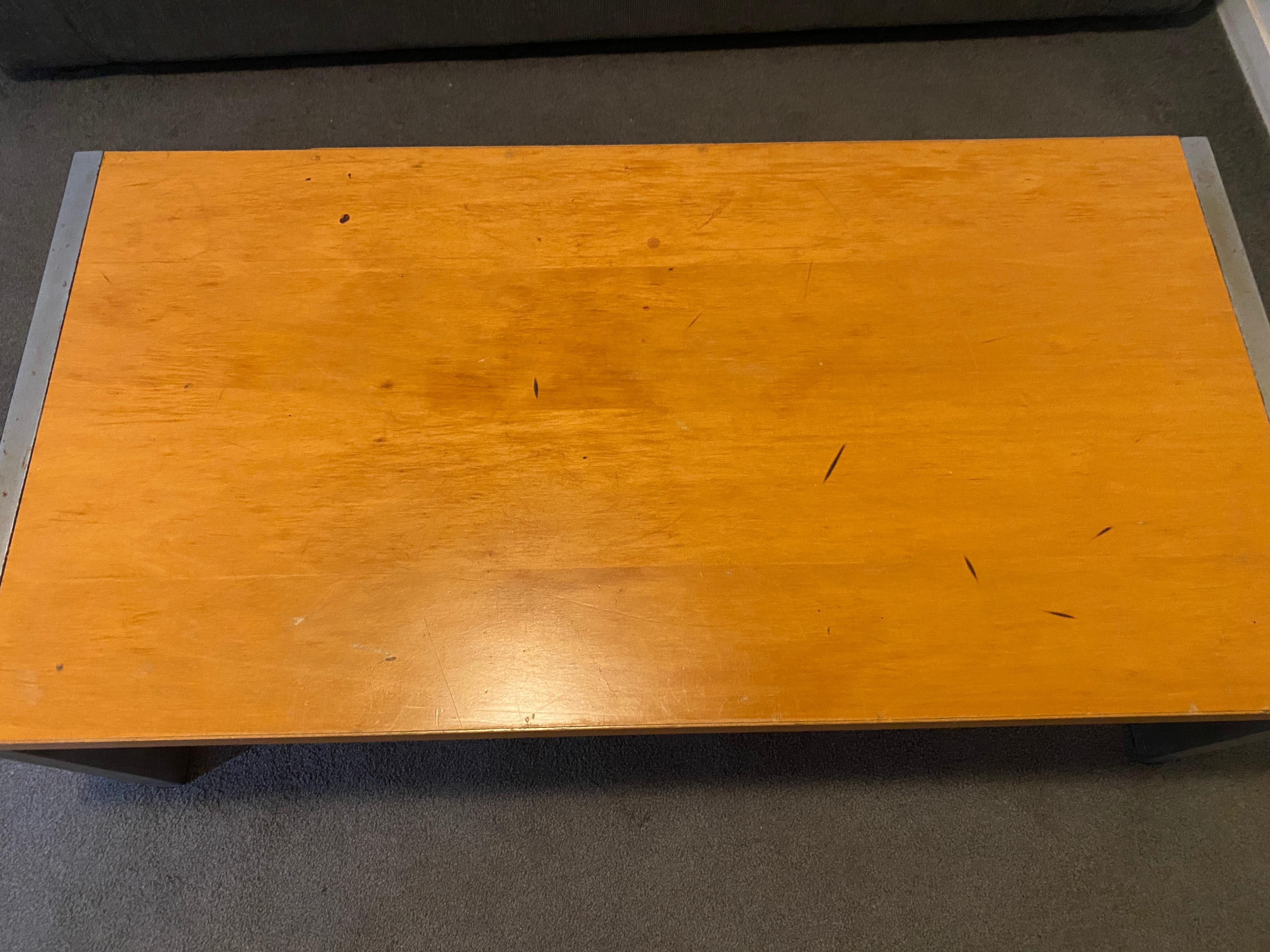 Table badly marked, still had food residue on it from previous stay