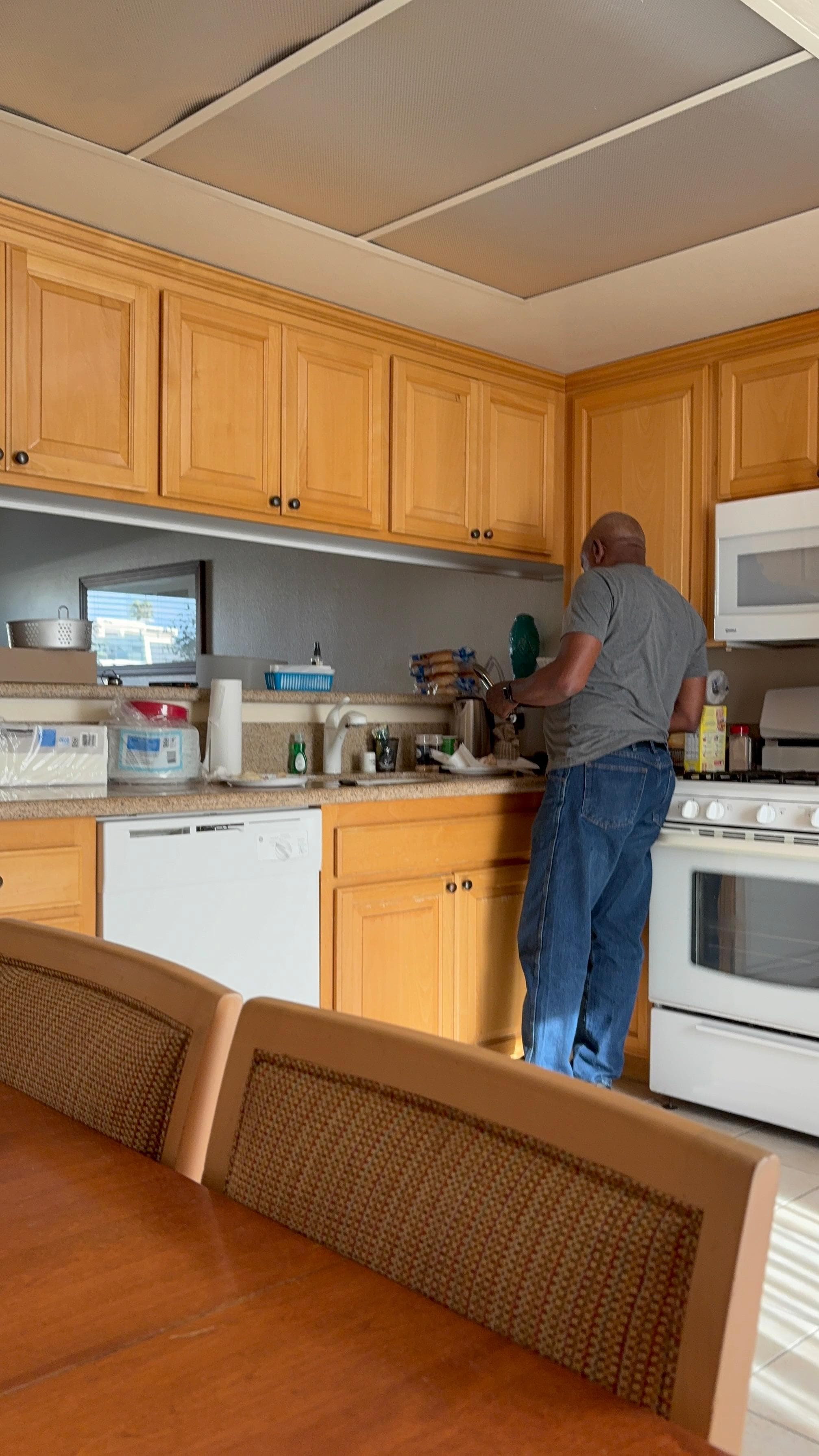 Fully equipped kitchen. Even made Gumbo!!!