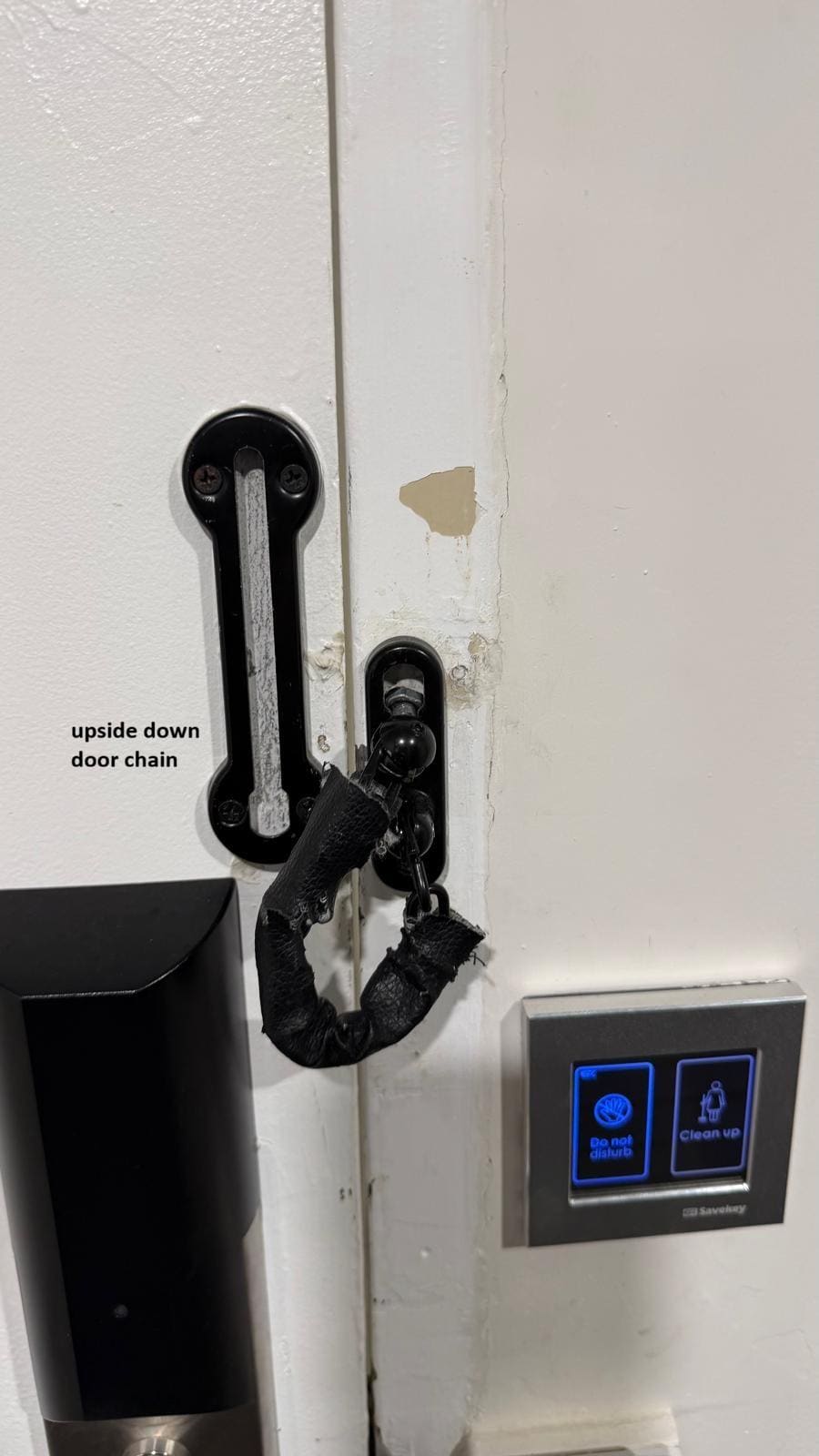 incorrectly installed door chain