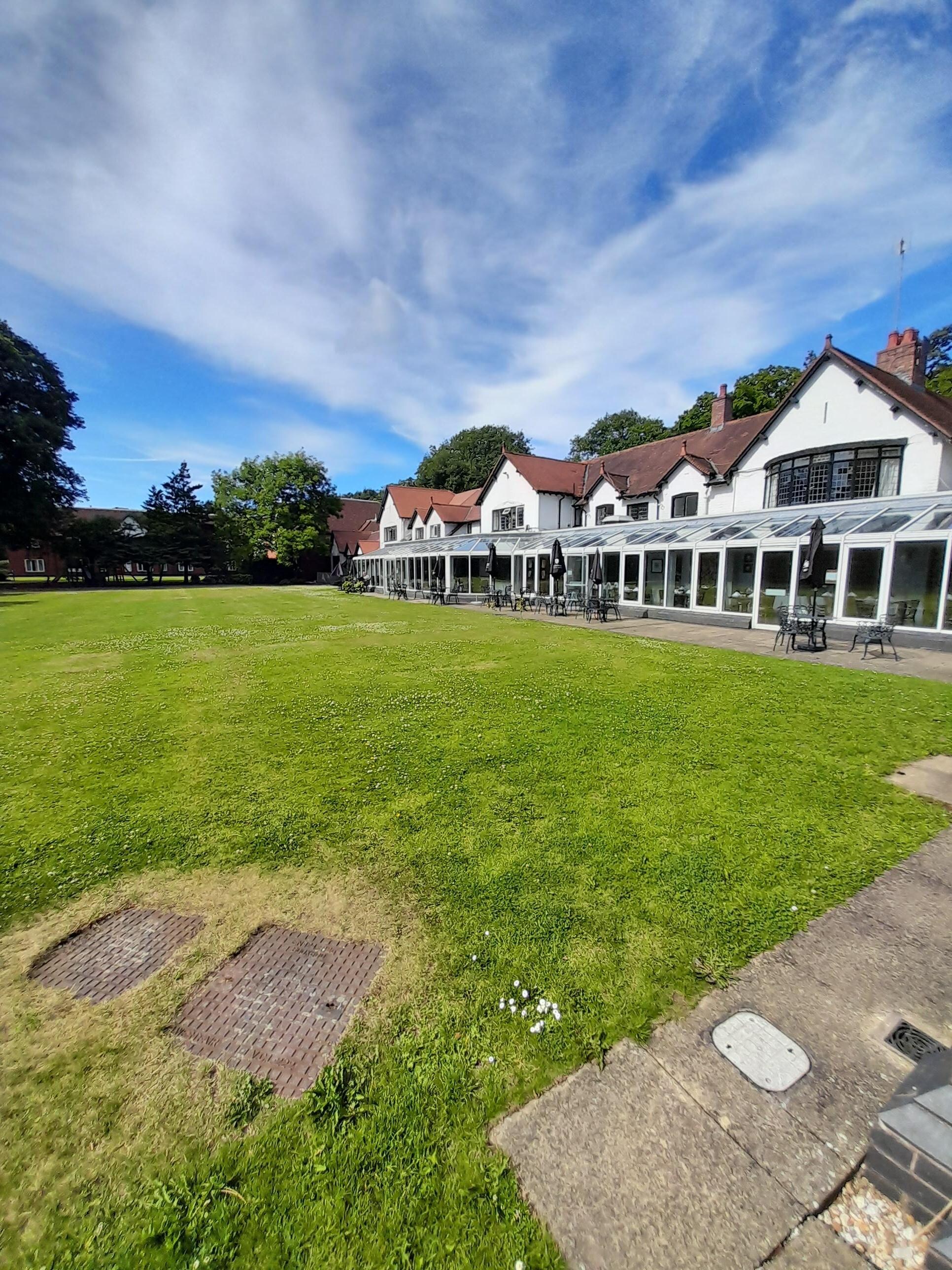 Book Macdonald Craxton Wood Hotel & Spa in Ellesmere Port | Hotels.com