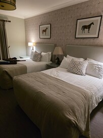 Beautiful room, very clean and comfortable