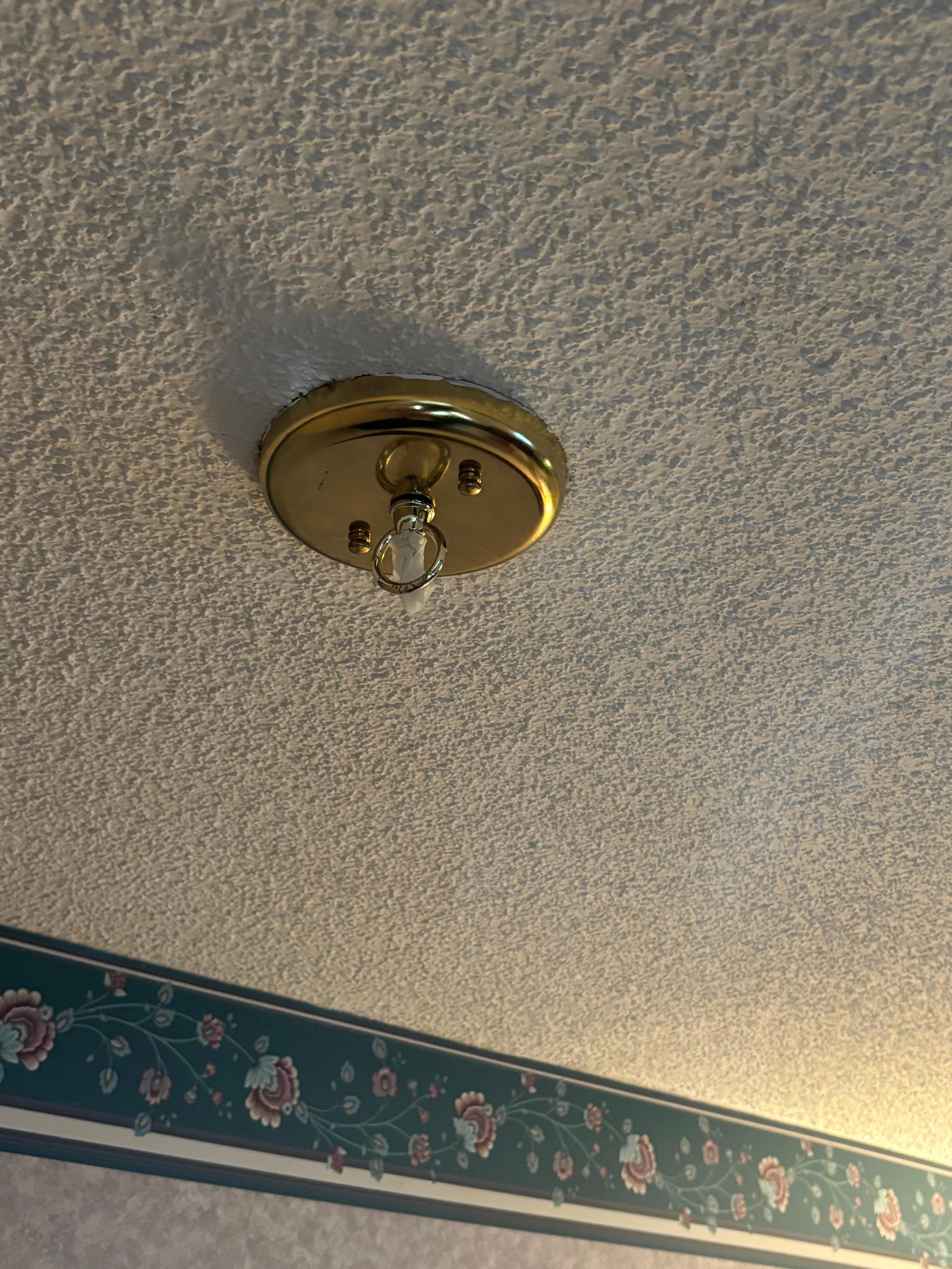 Old fixtures not correctly/fully removed 