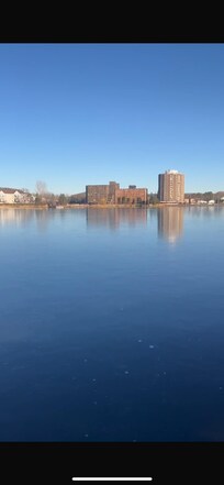 Lakeshor! Behind the hotel with a walking path.