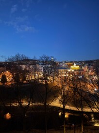 Vista do quarto no sexto andar. Unidade 611.