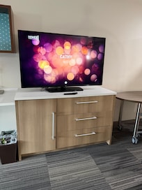 A welcome message on the TV, such a nice touch.