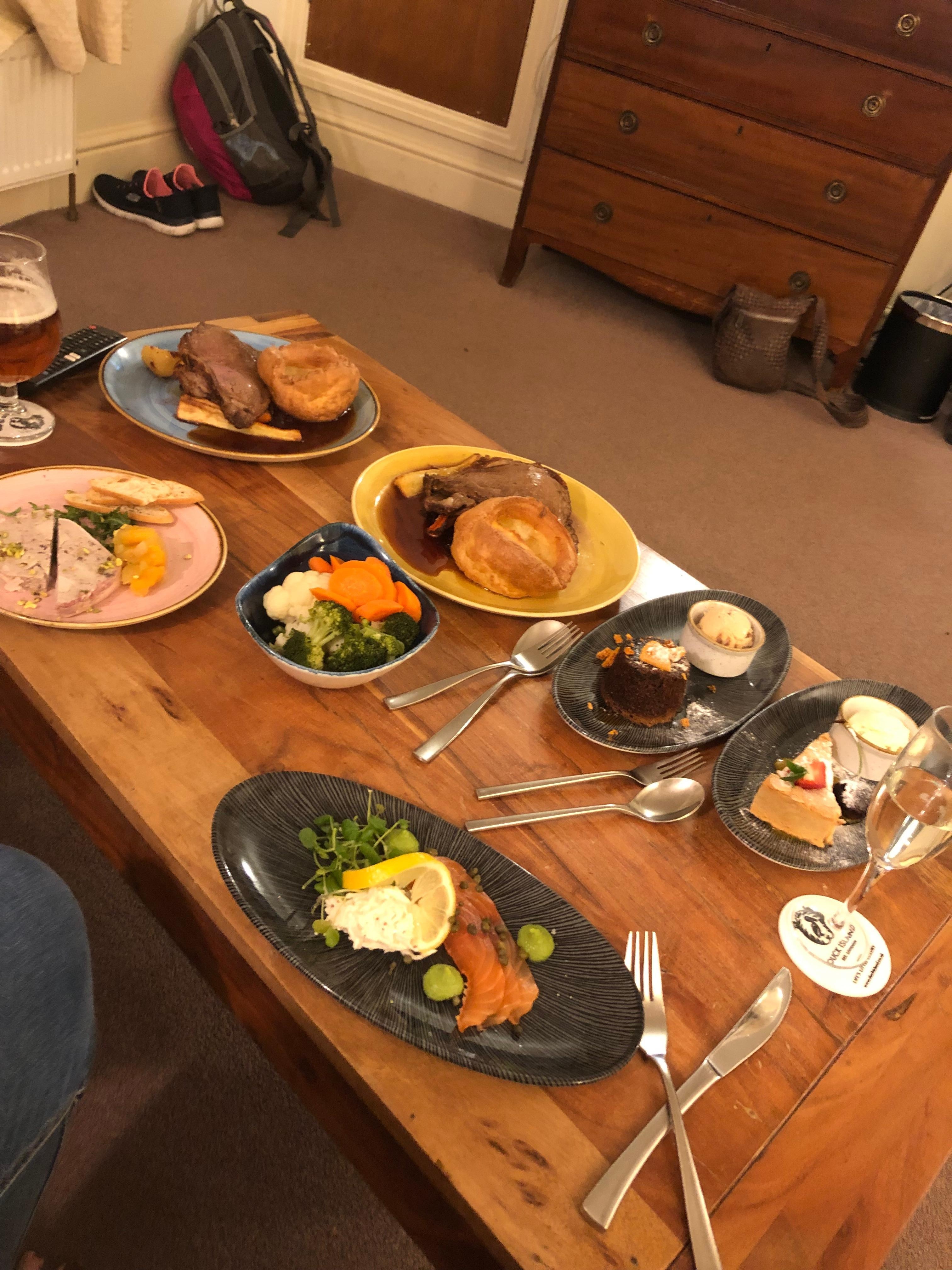 Room service dinner. Great service and very tasty food!!!