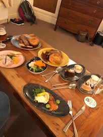 Room service dinner. Great service and very tasty food!!!