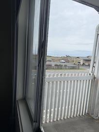 Hanging rubber from window