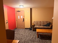 Living space in 1 bed room