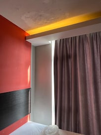ceiling drip water on bed