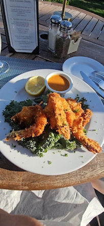 Coconut shrimp entree