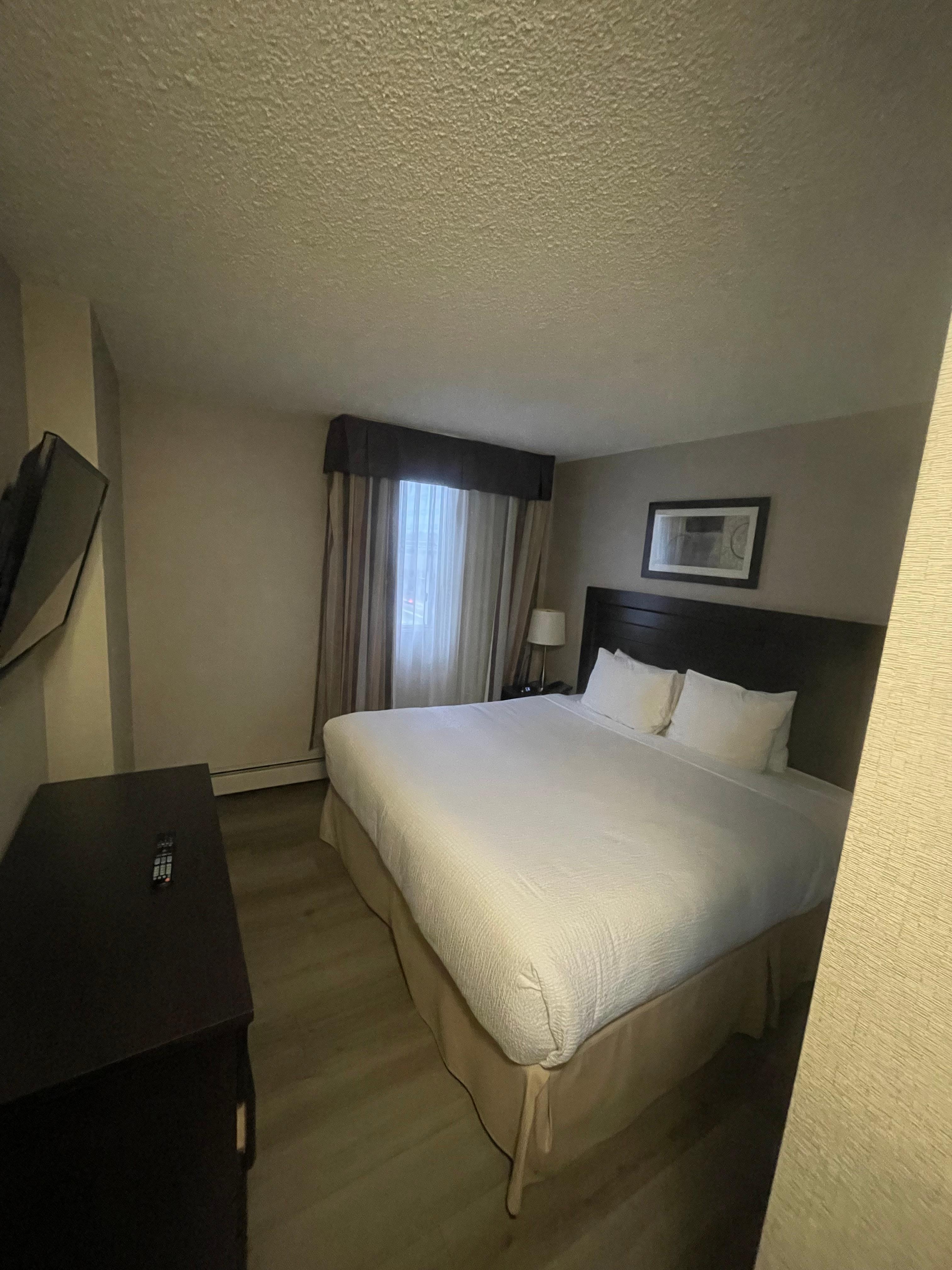 Bedroom, King bed, comfy and soft 