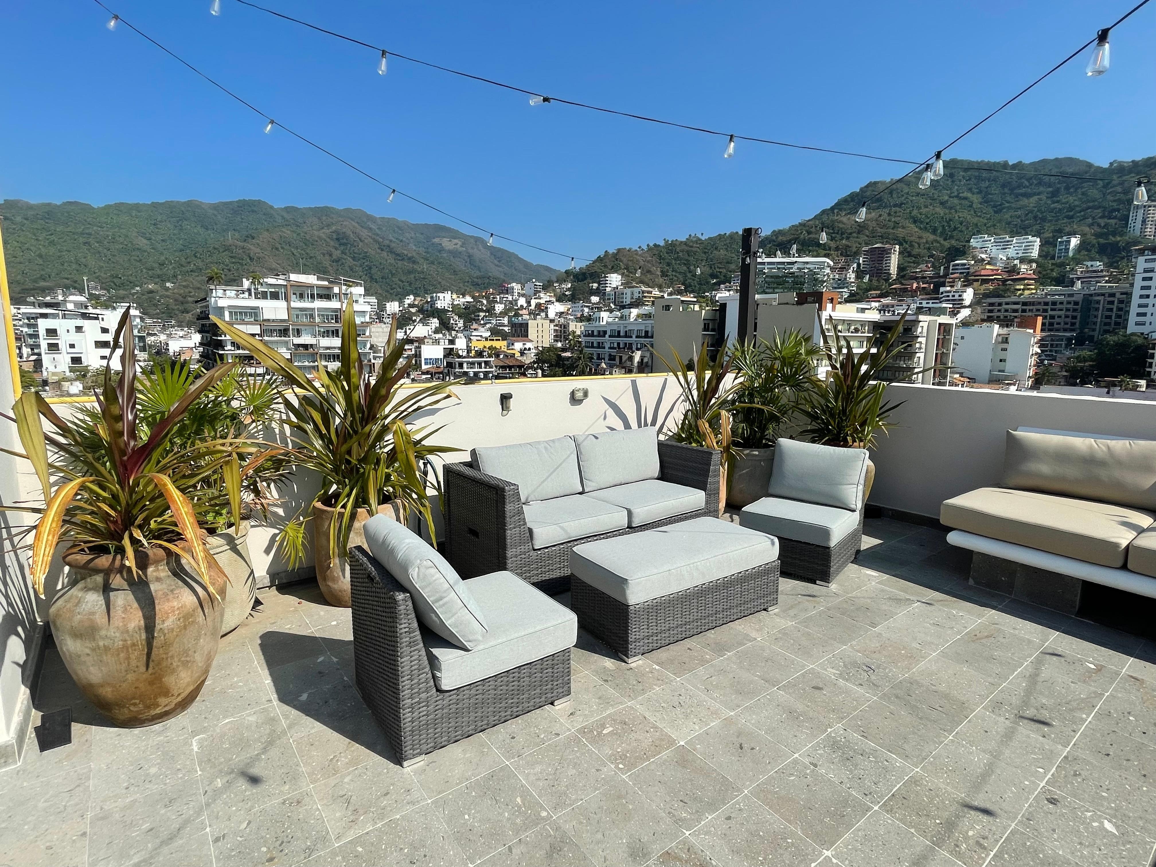 Rooftop deck with great views and a pool. 