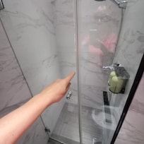 Shower door didnt close properly