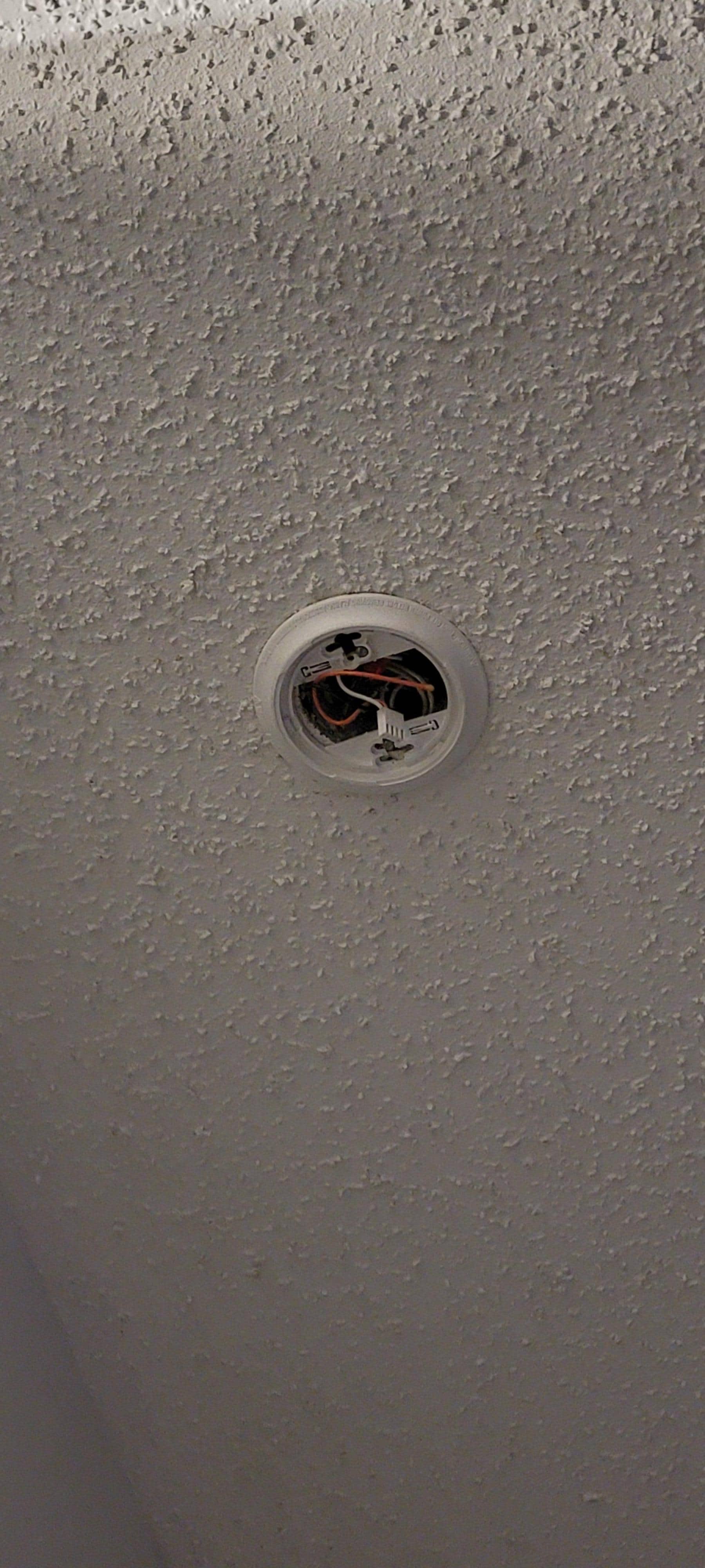 Broken smoke detector 