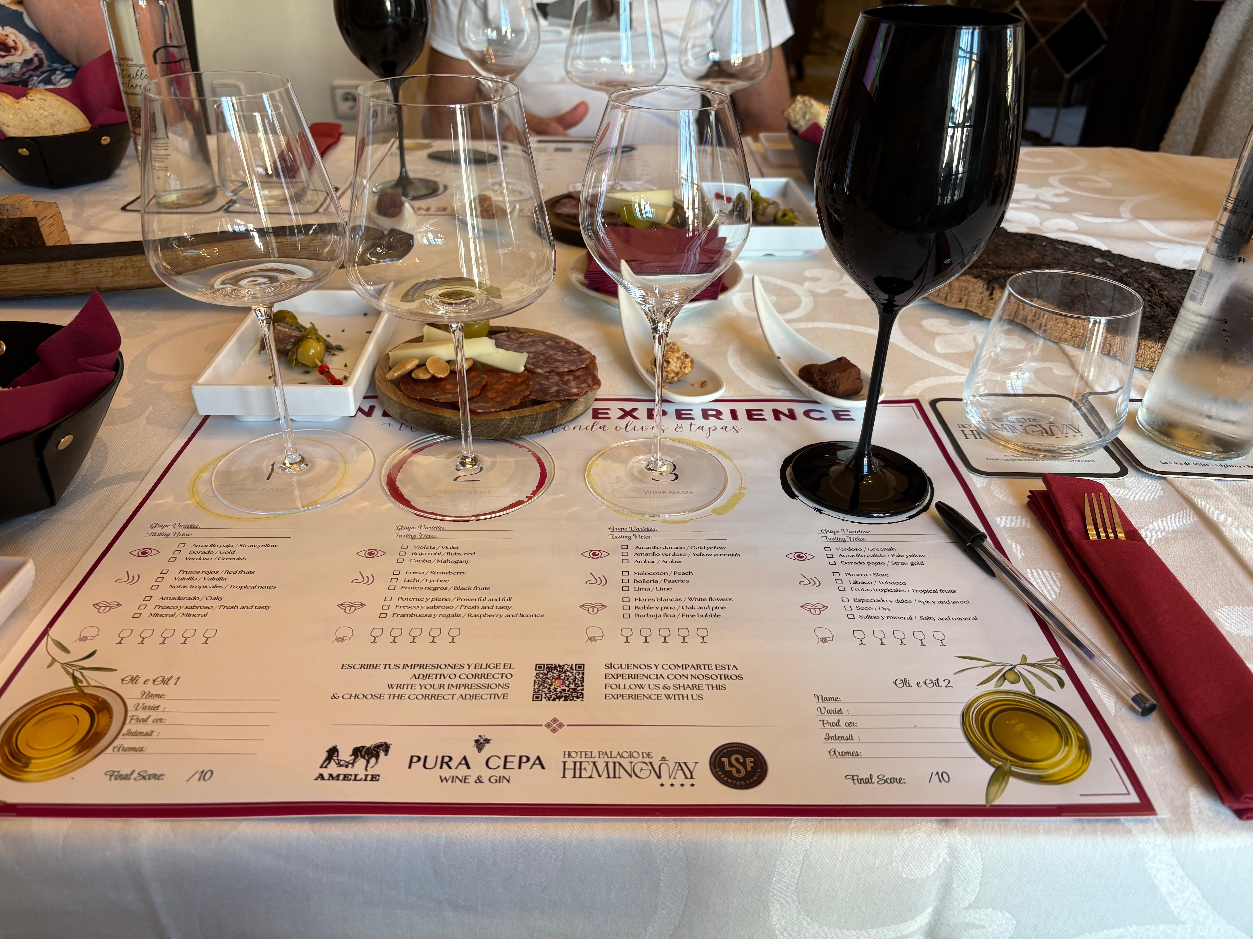 Olive oil, wine and tapas tasting. 
