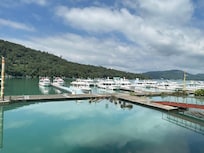 湖水清澈