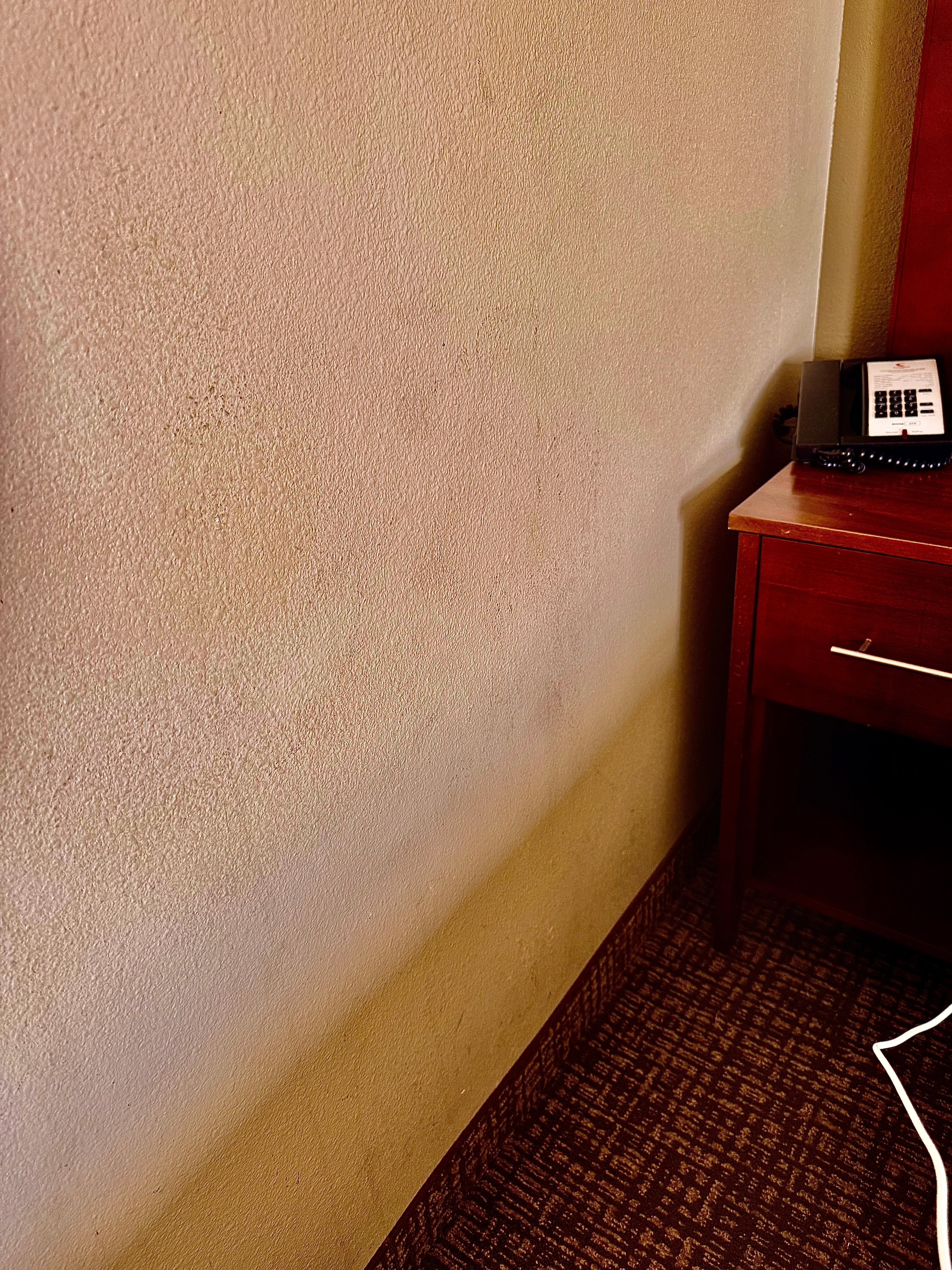 Walls not clean. Actually pretty nasty if you really look. 