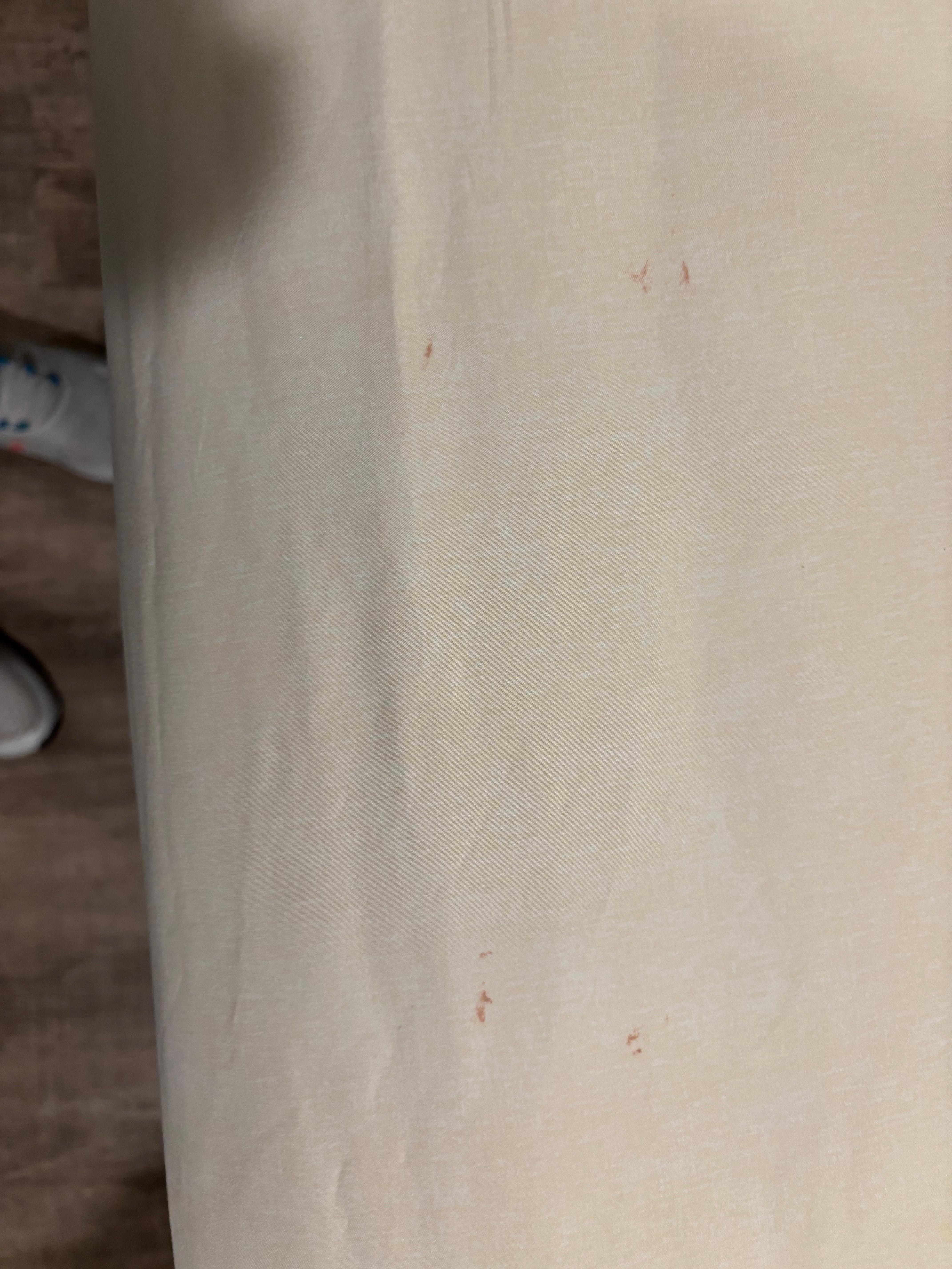 Second bed sheet dirty