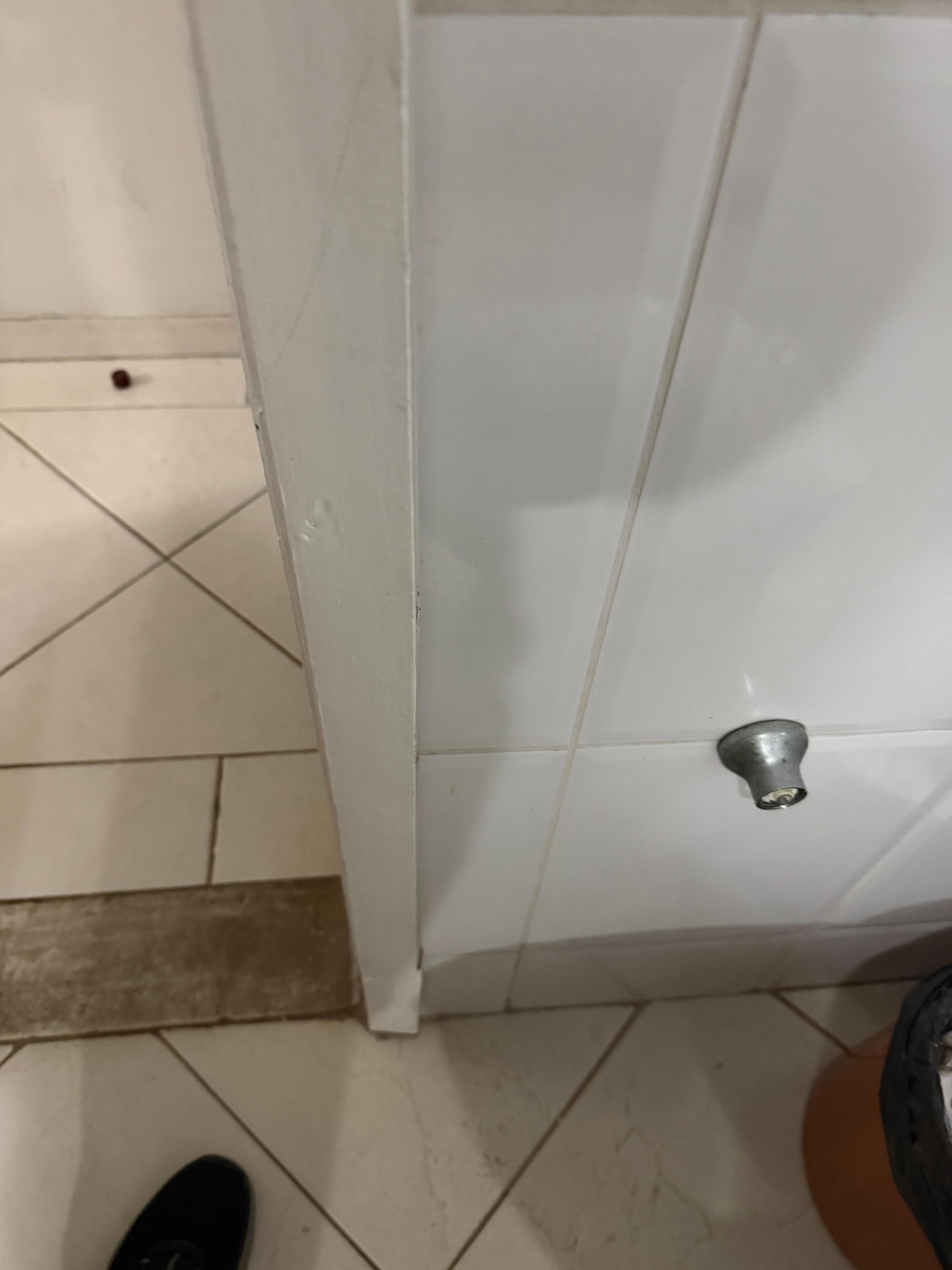 Sem porta papel higiênico 