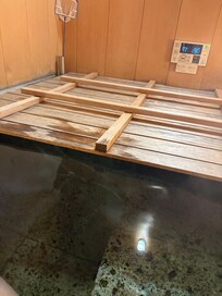 Outdoor private hot spring