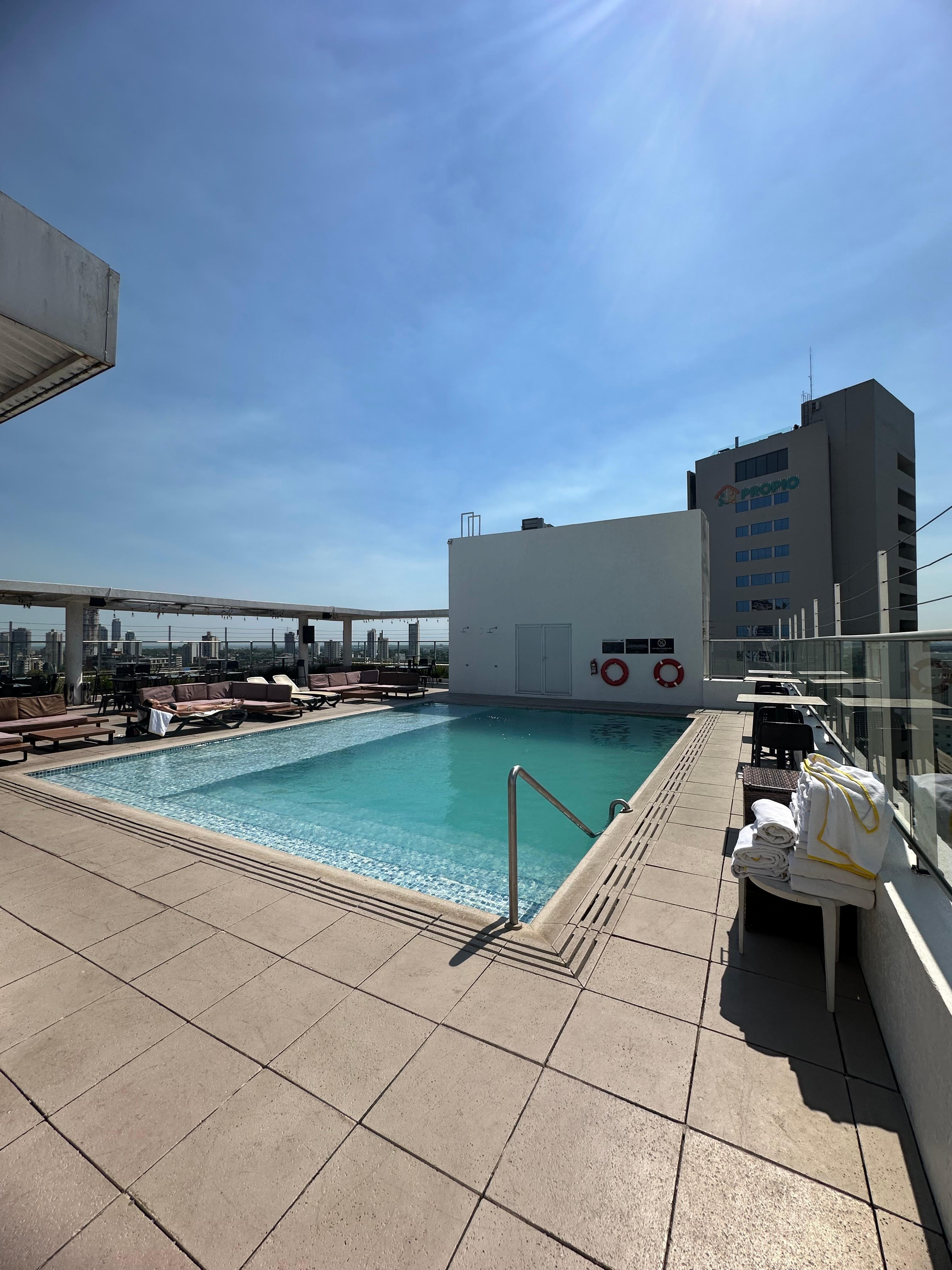 Rooftop com piscina! 