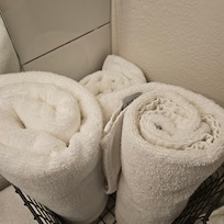 mismatched towels