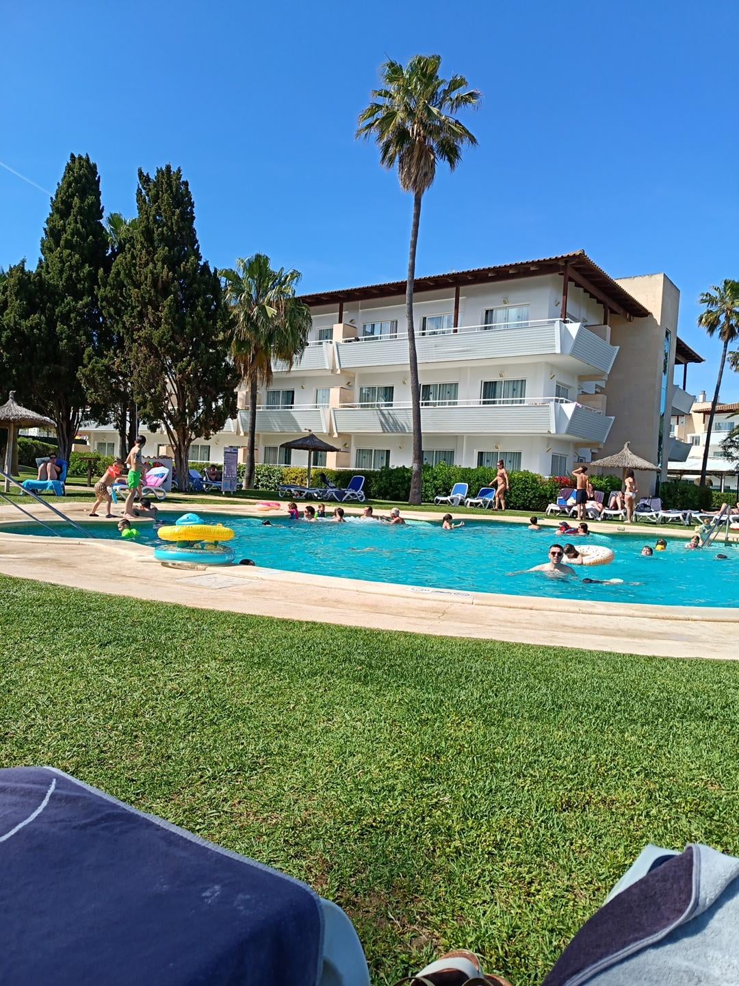 Piscine extérieure chauffée 