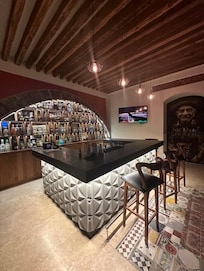 Hotel Bar
