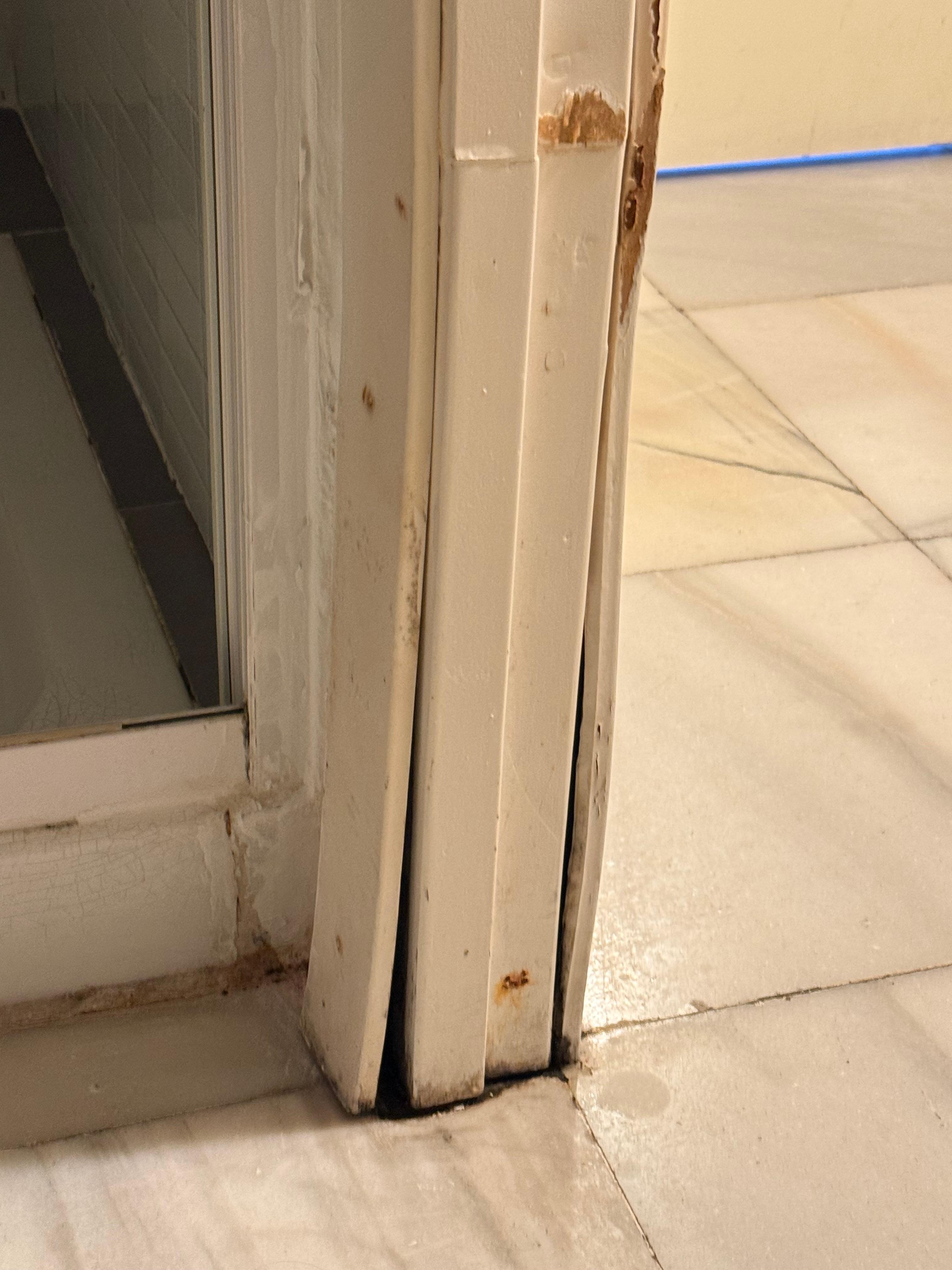 Porte de la salle de bain 