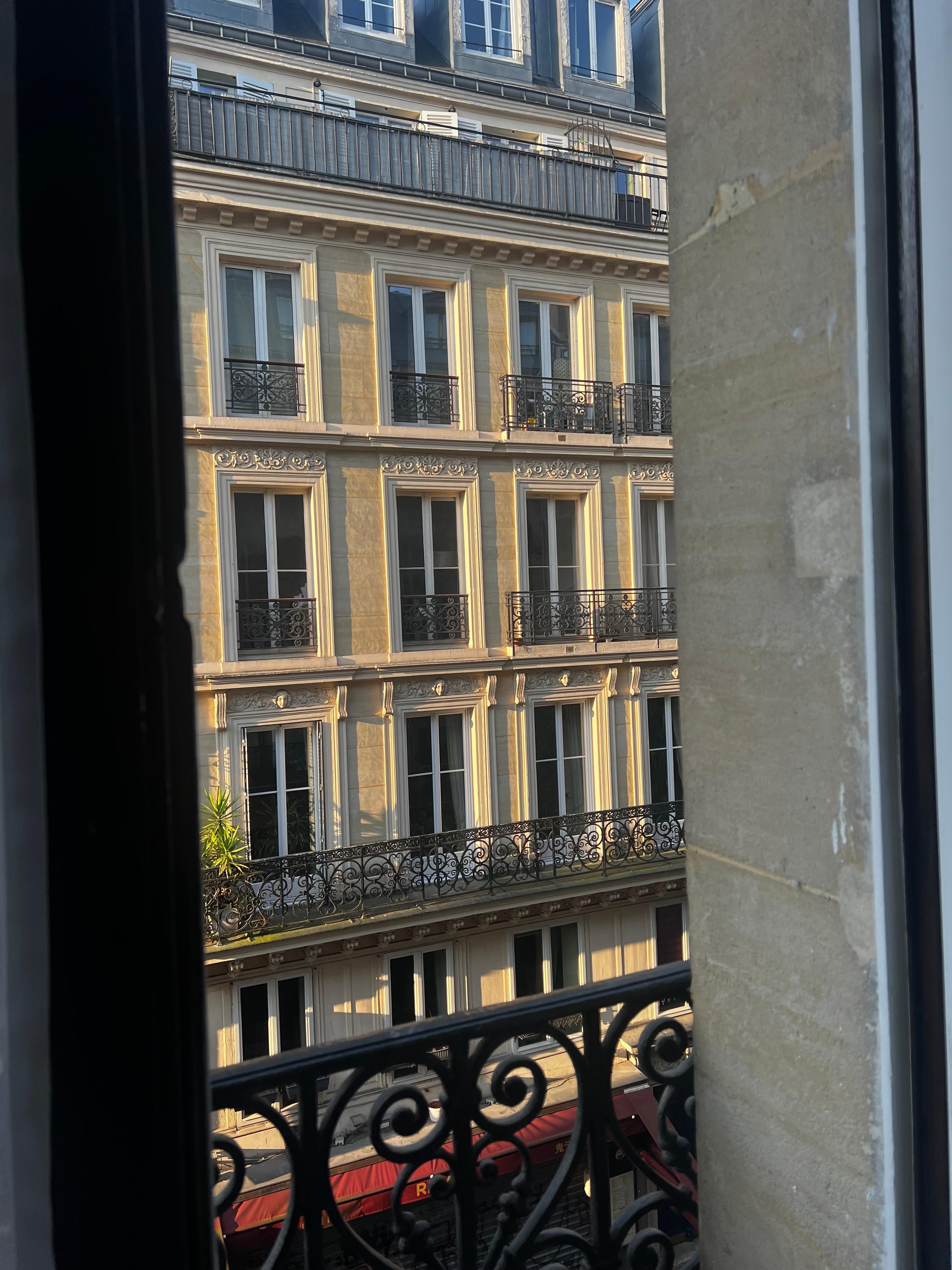 Amazing street vibes to look and listen to but not scenic view if that’s what you’re after